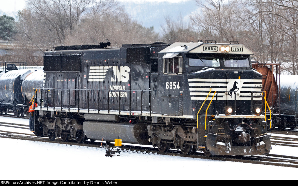 NS 6954